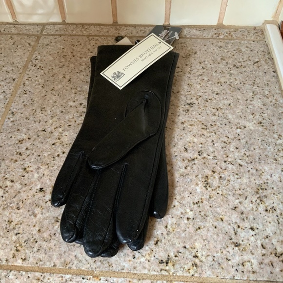 Fownes Brothers | Accessories | Nwt Fownes Brothers Genuine Leather ...